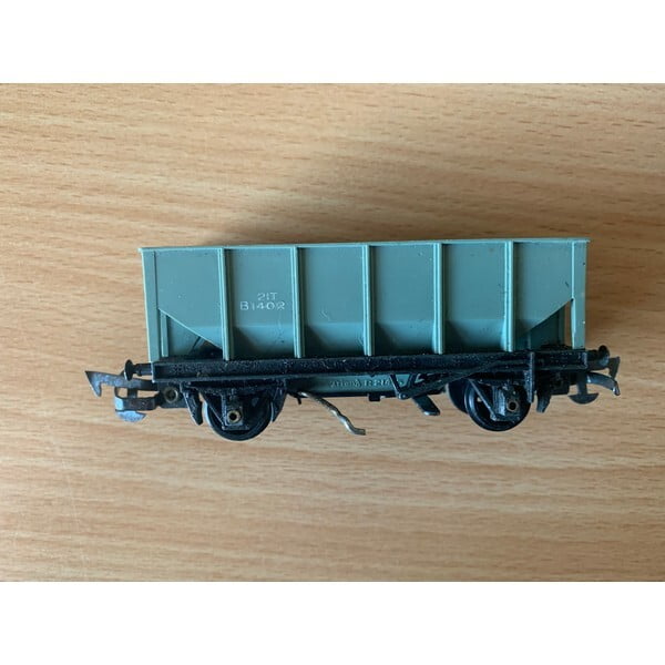 Triang 21T Hopper Wagon B1402