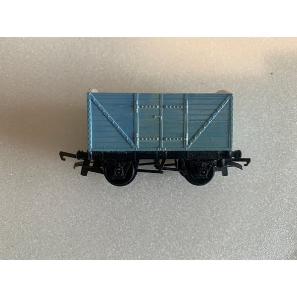 Triang Closed Wagon pale blue no top